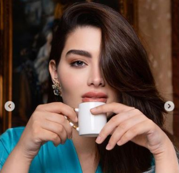 شاهد: روان بن حسين تسخر من متابِعة سألتها عن حقيقة لون بشرتها | منوعات | وكالة رم للأنباء ...